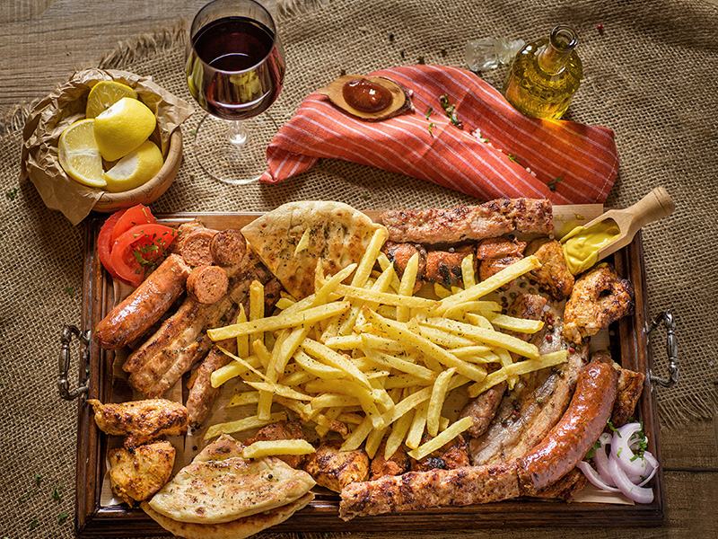 Mixed grill large (for 4) – CHE.ΜA. | Restaurants Gastronomic Experience